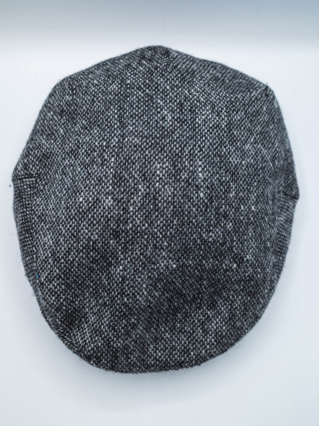 Tweed Driving Cap - Grey-White – Anatoly & Sons